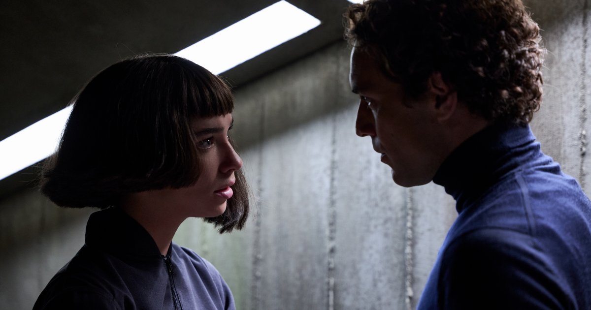 Krótkie i wciągające seriale Amazon Prime. Oto 17 najlepszych propozycji